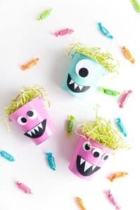 15 Easy Halloween Crafts for Preschoolers - Party & Beyond!